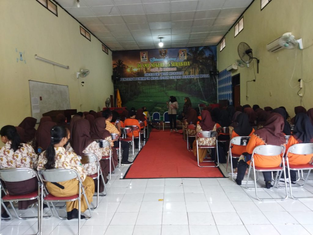 SMPN 25 Surabaya – Spenduma Jaya